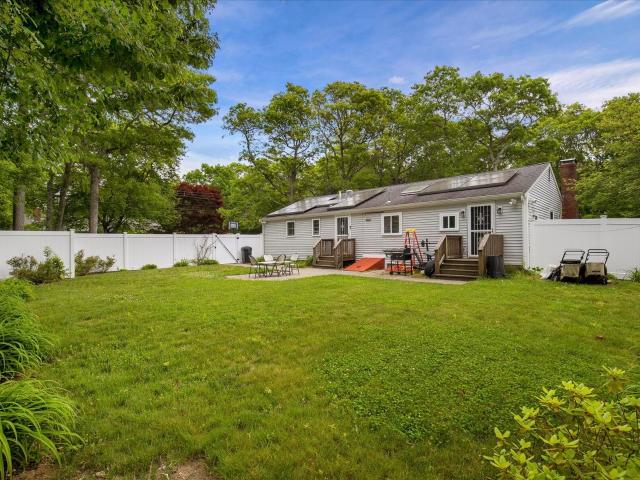 1309 Shootflying Hill Road