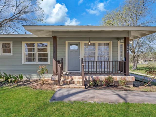 1309 Sloan St, Taylor, TX 76574 | MLS #4011 | Compass
