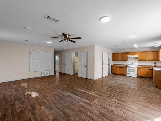 1309 Tabor Street