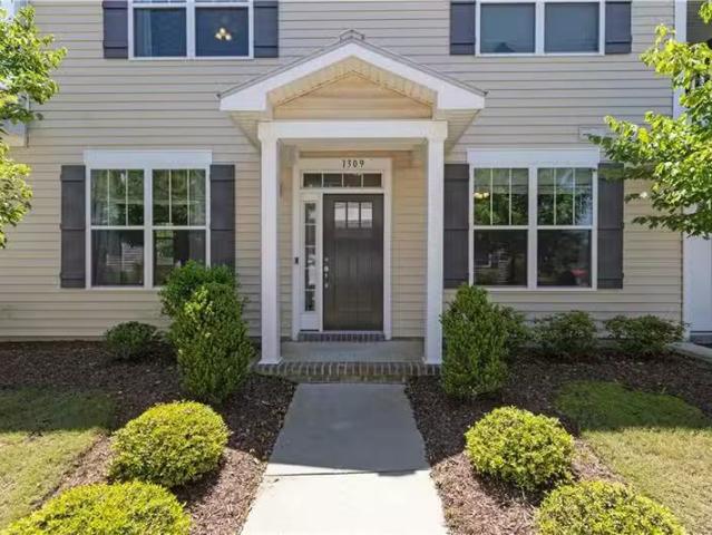 1309 TIDES EDGE CT, HAMPTON, VA 23666 Condo/Townhome For Sale.