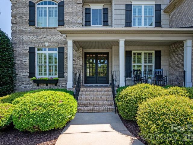 1309 Venetian Way Drive