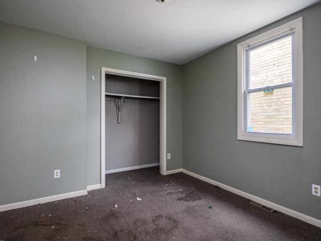 1309 Villa St