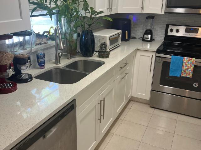 1309 W Frangipani Cir, Lantana, FL 33462 | MLS #R11139