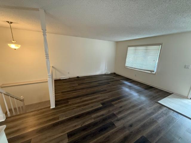 1309 w lexington cir