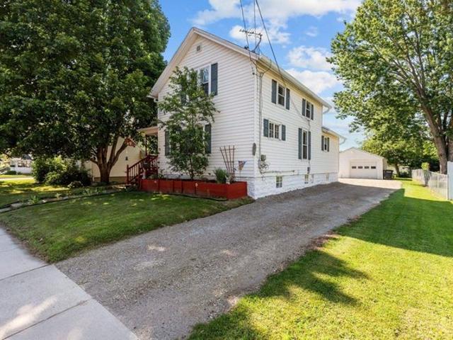1309 Witzel Ave, Oshkosh, WI 54902
