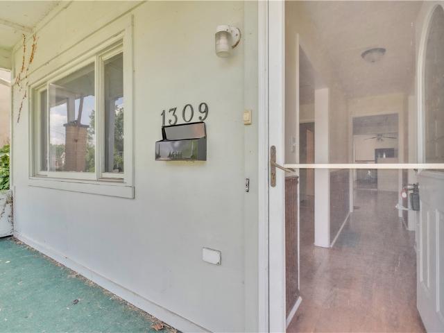 1309 3rd Ave
