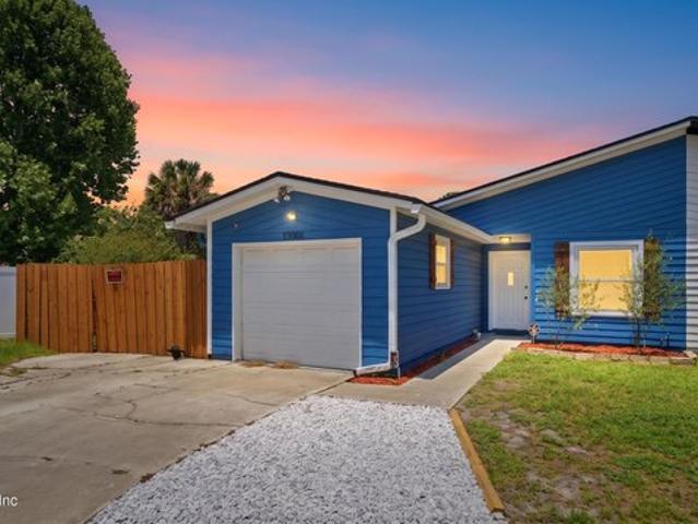 13001 Ambridge Ln, Jacksonville, FL 32225