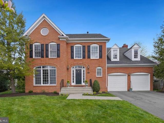 13002 Cockerill Ct, Herndon, VA 20171