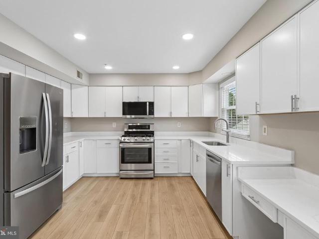 13004 Prairie Knoll Court