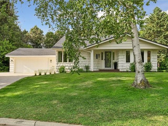 13005 Girard Ave S, Burnsville, MN 55337