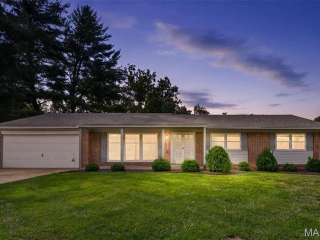 13008 Libourne Ct, Saint Louis, MO 63141