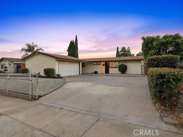 13009 Jamie Ave, Sylmar, CA 91342