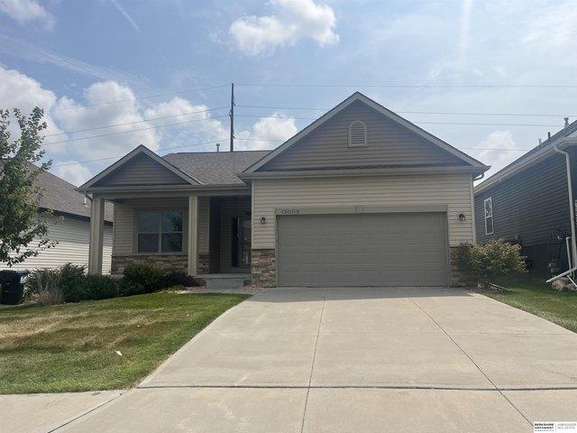 13009 S 49th St, Papillion, NE 68133