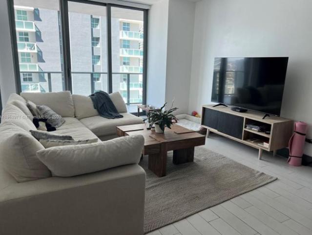 1300 Miami Ave S #2511, Miami, FL 33130