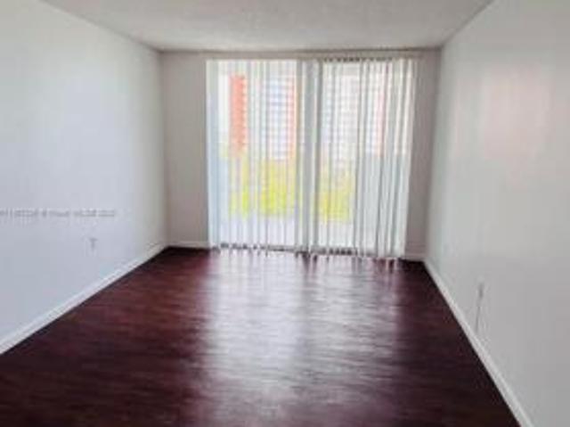 1300 Miami Gardens Dr NE #602E, Miami, FL 33179