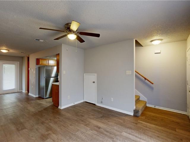 1300 Monroe Loop