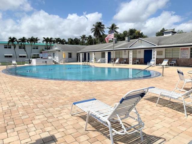 1300 N 12th Ct #3B, Hollywood, FL 33019