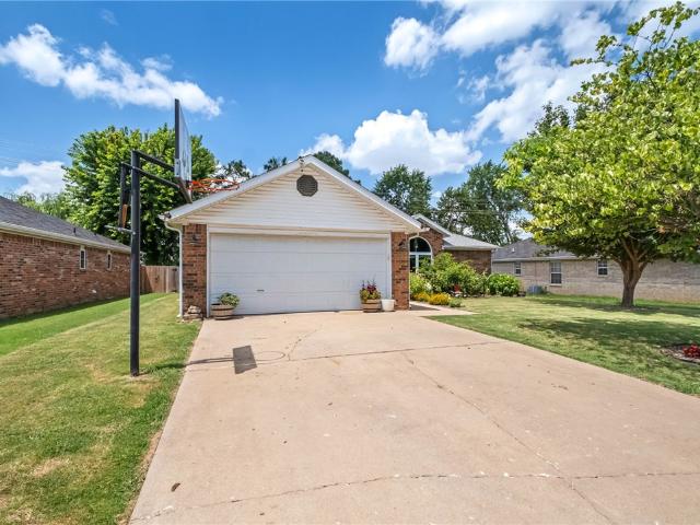1300 N 37th Street
