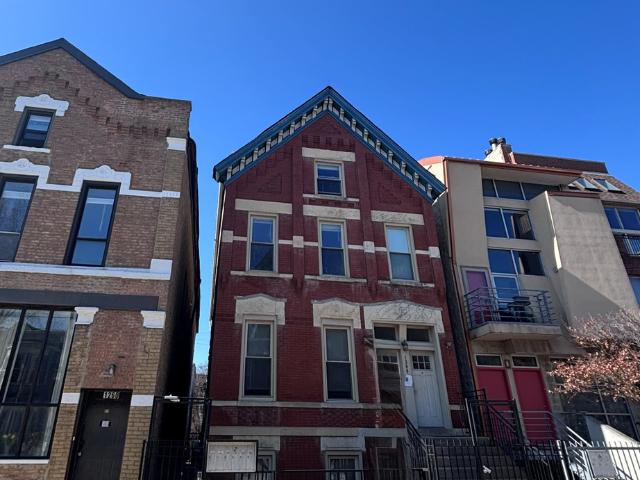 1300 N Greenview Ave, Unit 2F, Chicago, IL 60642 | Compass