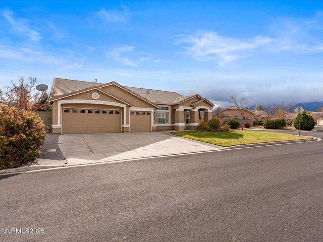 1300 N Foxglen Ct, Reno, NV 89521