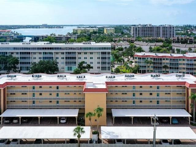 1300 N Portofino Dr Apt 103, Sarasota, FL 34242