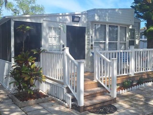 1300 N River Rd Lot R35, Venice, FL 34293