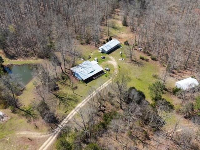 1300 New Sheboss Rd, Duck River, TN 38454