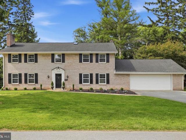 1300 Newton Rd, Lancaster, PA 17603