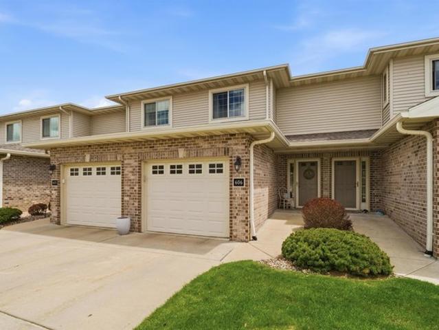 1300 Alpine Dr, Green Bay, WI 54311