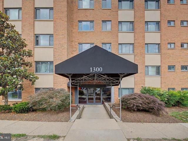 1300 Arlington Ridge # 708