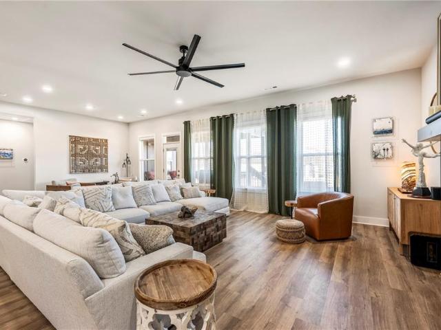 1300 Bunker Drive