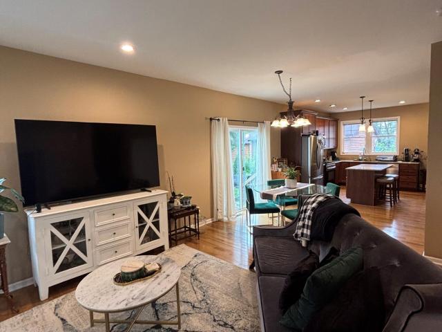 1300 Bobolink Road