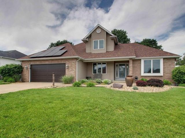 1300 Cadbury Rdg, Quincy, IL 62305