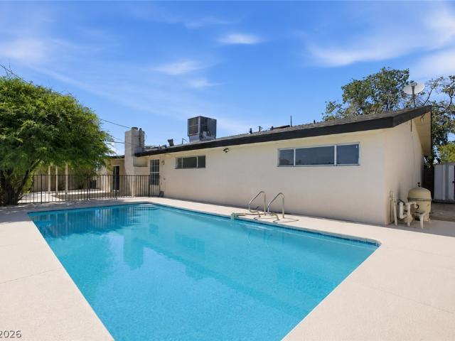 1300 Canosa Avenue