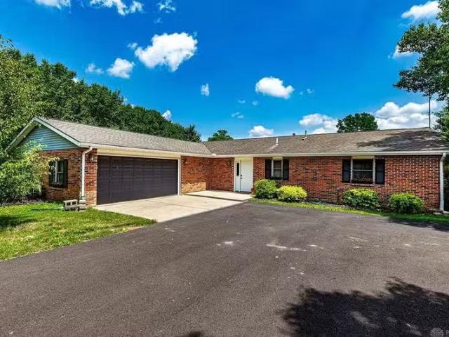 1300 Dusty Ln, West Alexandria, OH 45381 MLS 913703