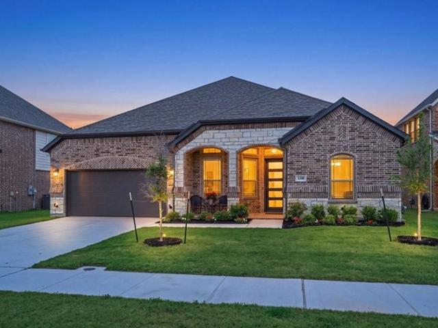 1300 David Dr, Anna, TX 75409