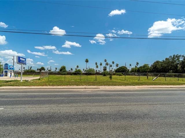 1300 E Business 83