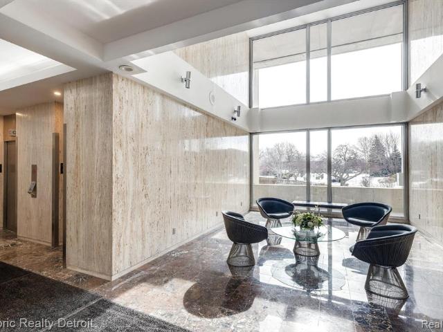 1300 e lafayette street # 803