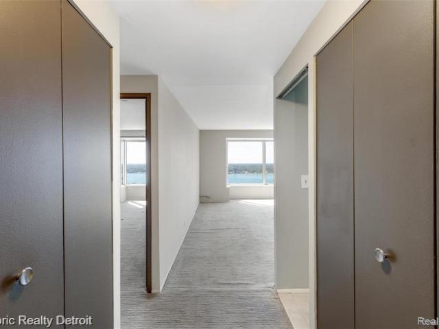 1300 e lafayette street # 2502