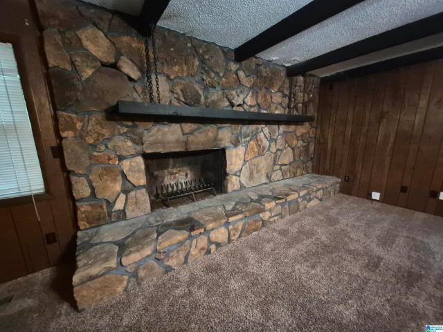 1300 Hartford Drive Ne