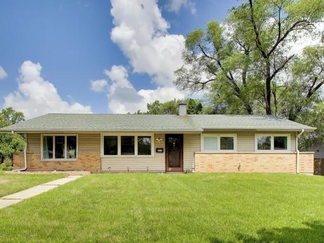 1300 Jefferson Rd, Hoffman Estates, IL 60169