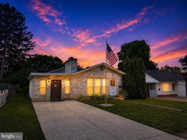 1300 Kelton Rd, Camp Hill, PA 17011