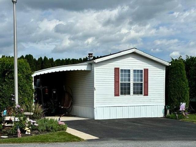 1300 Kercher Ave E Unit 60, Myerstown, PA 17067