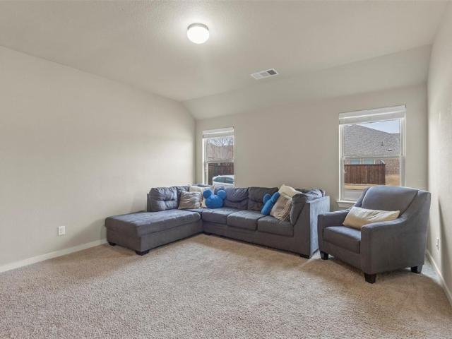 1300 Lawnview Dr, Forney, TX 75126 | MLS #21184