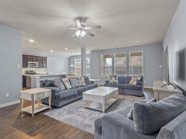 1300 Lawnview Drive