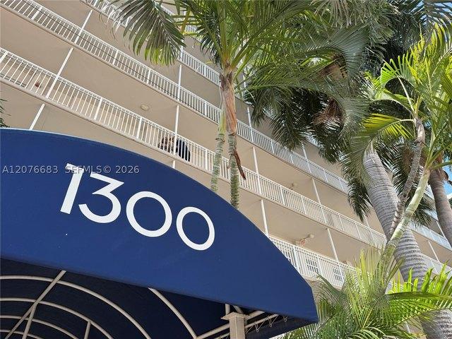 1300 Lincoln Rd Unit E705, Miami Beach, FL 33139