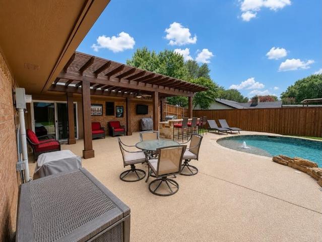 1300 Linda Court
