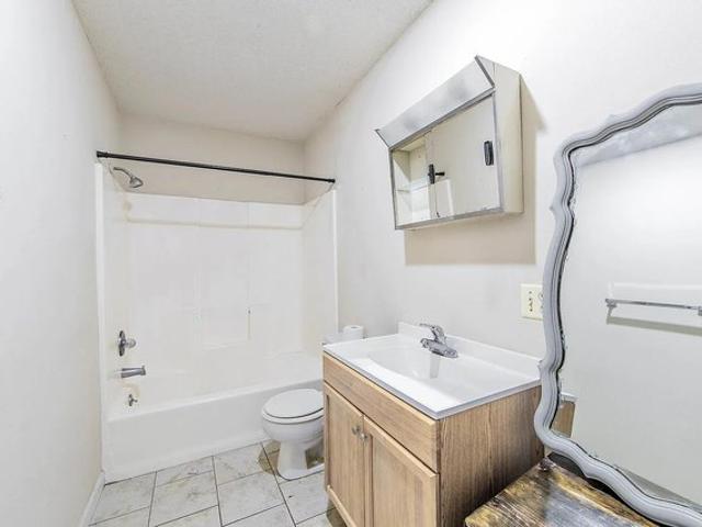 1300 Louise St, Thibodaux, LA 70301