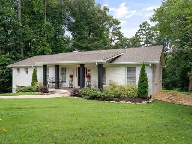 1300 Panorama Dr, Vestavia Hills, AL 35216