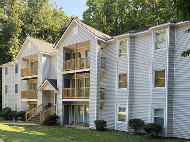 1300 Park Glen Dr Apt 201, Raleigh, NC 27610